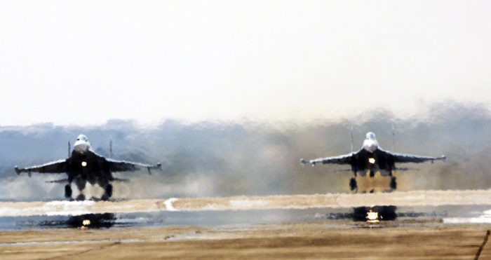 Chinese Flying Instructor Explains Why J-16 Fighters Are 'Far Superior ...