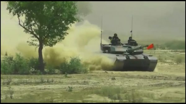Battle Of Tanks: As Pakistan Inducts Chinese VT-4 Tanks, India Eyes ...