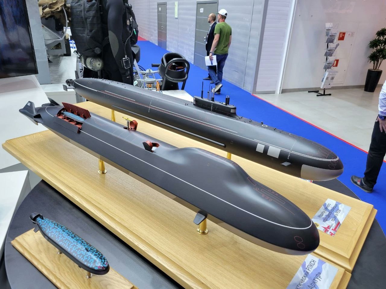 Underwater 'Wingman'? Surrogat-V Drone Atop Russia's Arktur Stealth ...