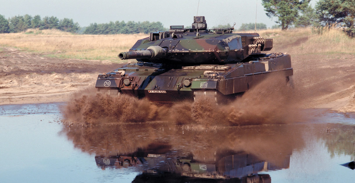 "Leopard Tanks Destroyed"! Ukraine ‘Upgrading’ German MBTs With Russian ...