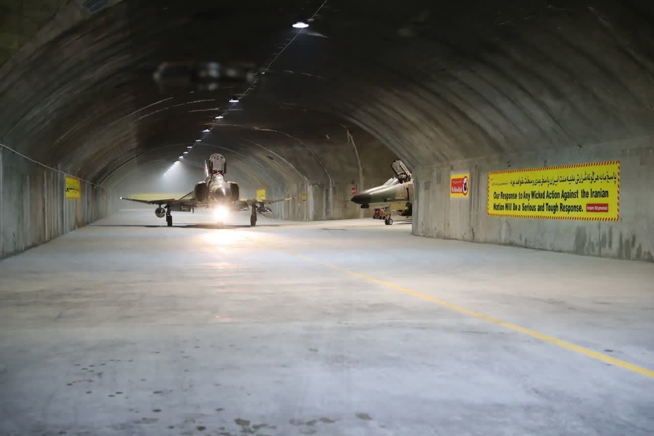 Iran Flaunts American Phantom Jets That Can Take-Off From Underground ...