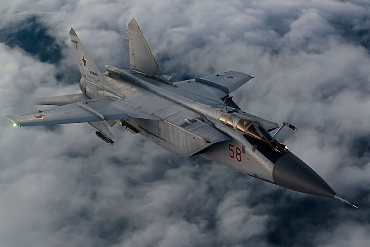Ukraine War: Russia Scrambles MiG-31 Fighter Jet To Identify, Thwart ...