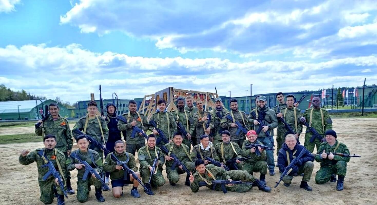 Fierce Gurkhas Are Joining PMC Wagner In Lure Of Russian Citizenship; Ex-Nepal Army General Says ...