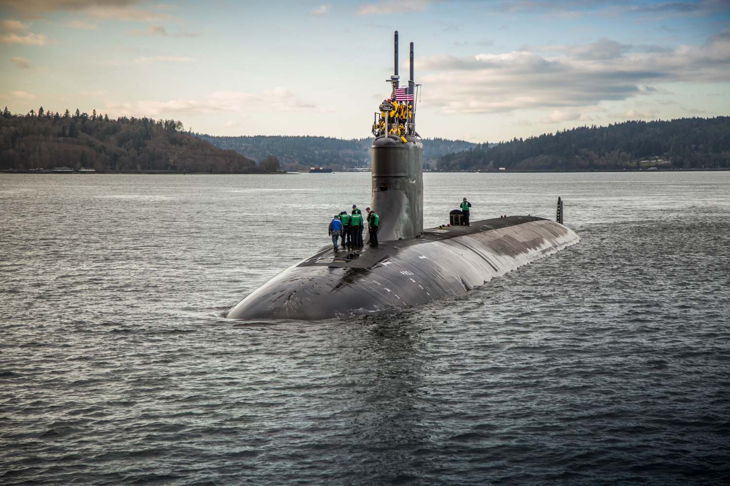 "Heavily Damaged" U.S. Nuclear-Attack Submarine, Crippled In South ...