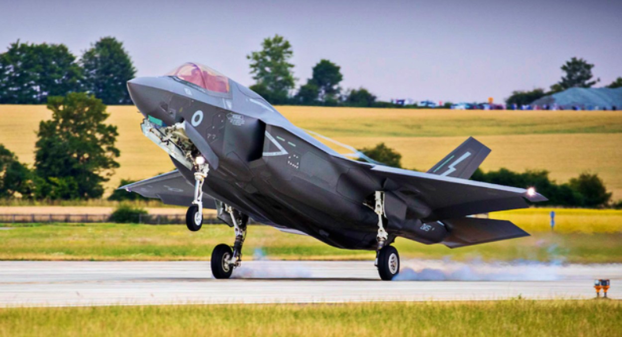 1st F-16 Crash In 20 Years, RSAF Attributes Fighting Falcon Accident To ...