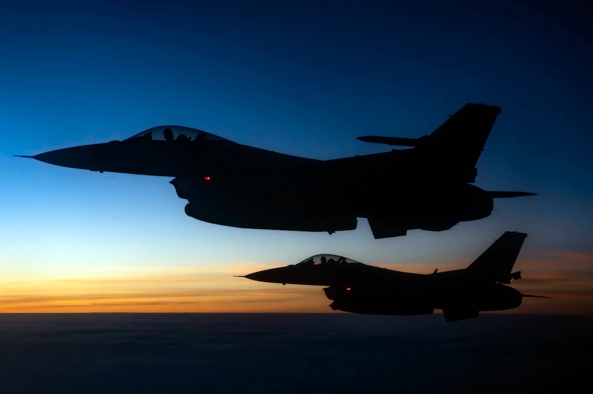 1st Batch Of Ukrainian Fighter Pilots Complete F 16 Basic Training In