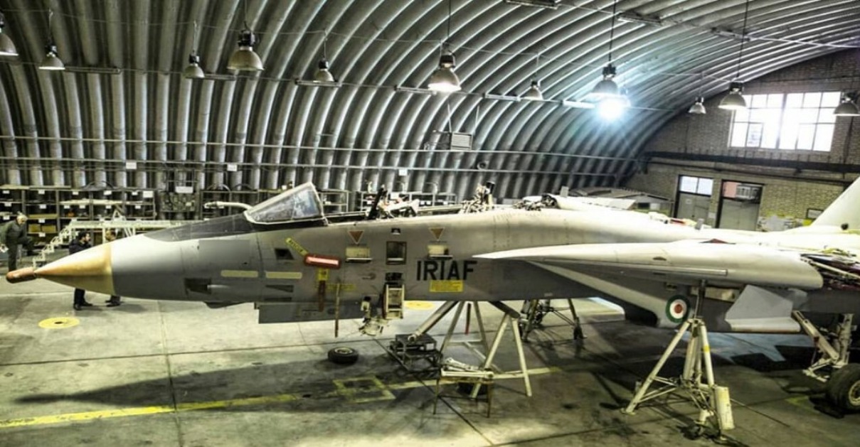 F-14 Tomcat: Outgunned MiG-25s, MiG-21s In 1980s, How Is Iran 'Keeping ...