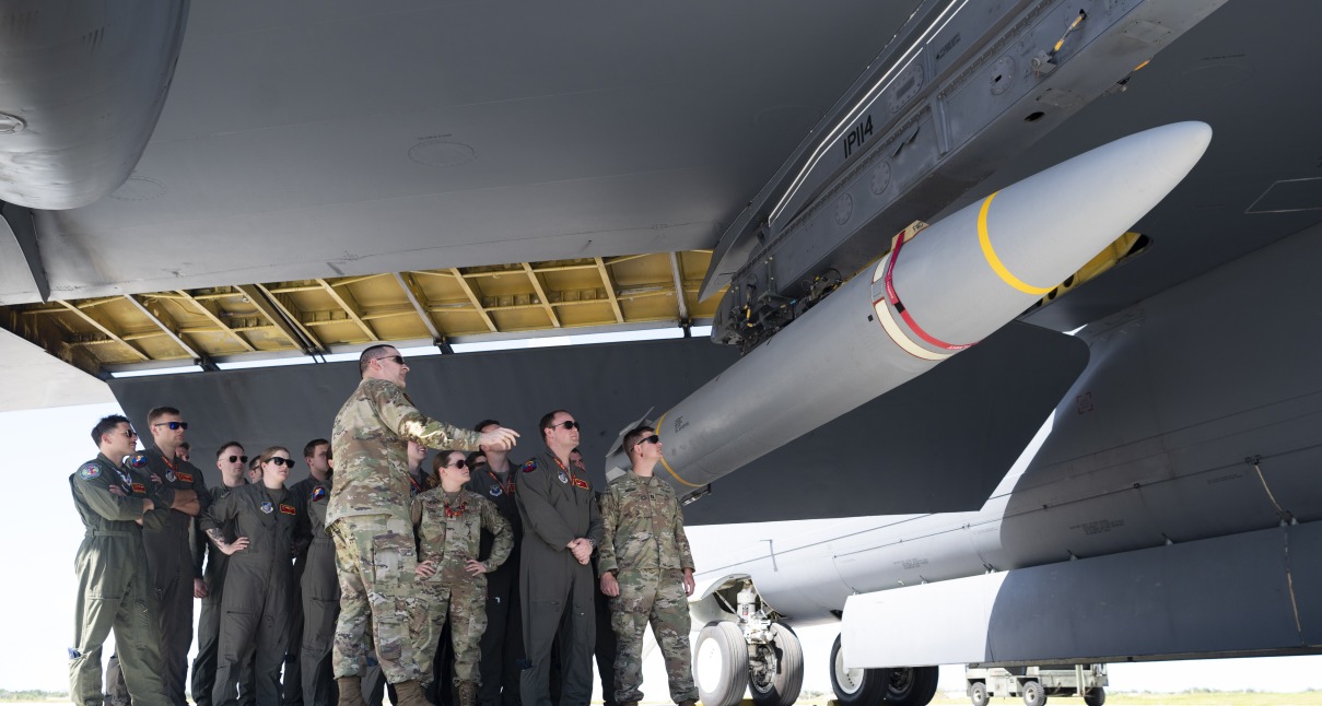 U.S. "Mach 20" Missiles Threaten To Make Russian AD Systems Obsolete ...