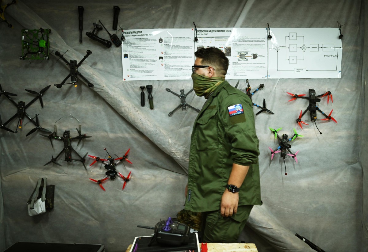 Ukraine’s New A.I. Drones Look To Beat Russian EW Jamming; Top Minister ...