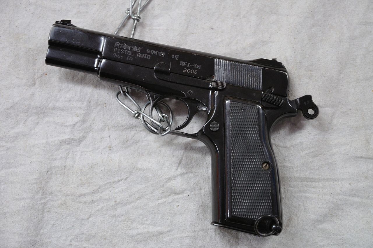 Canada To Destroy 11,000 Browning Hi-Power Pistols; Swiss Sig Sauer ...