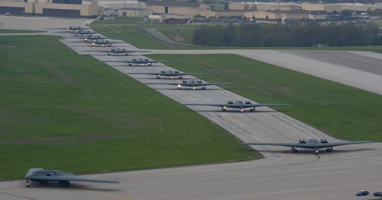 Big Display Of Stealth Power - US Air Force Flies 12 B-2 Bombers; Says ...