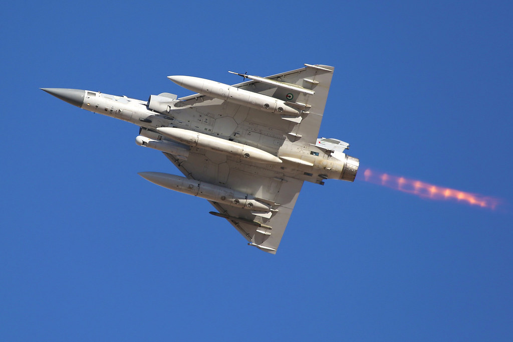 France OK's Transfer Of UAE's 30 Mirage 2000-9 Fighters To Morocco ...