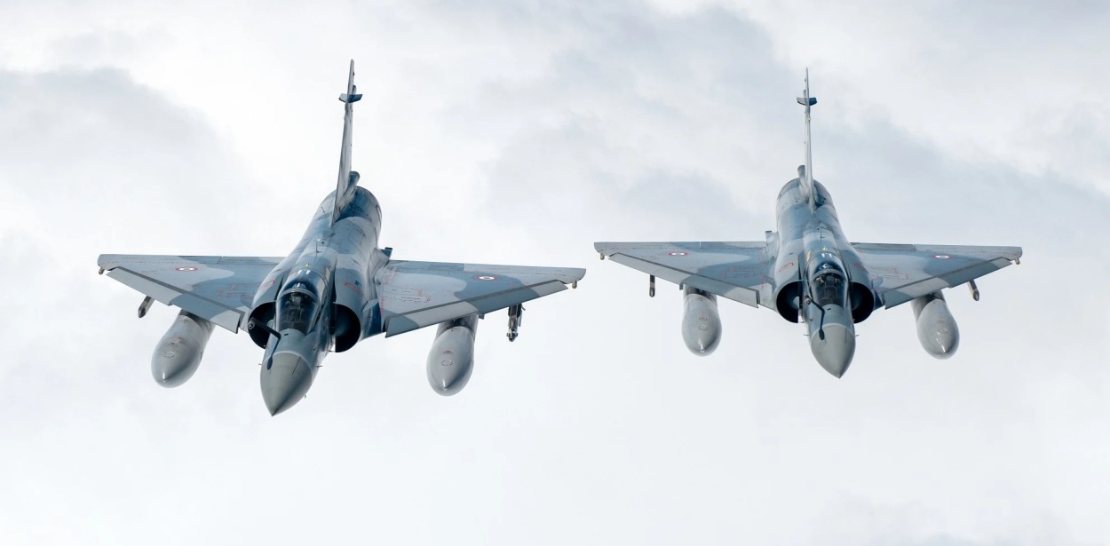 “As If The Sky Has Collapsed”: Ukraine’s F-16, Mirage-2000 Jets Downed ...