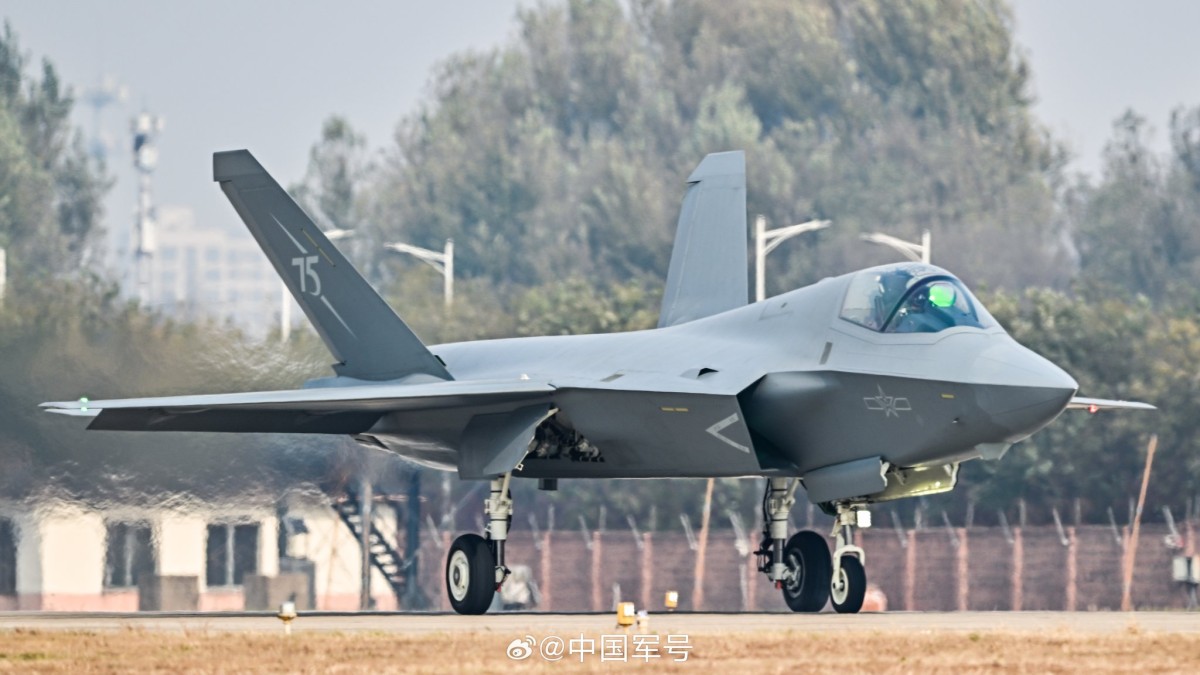'Space Dogfight'! China Readies Fighter Jet For Space War; Could Hunt ...