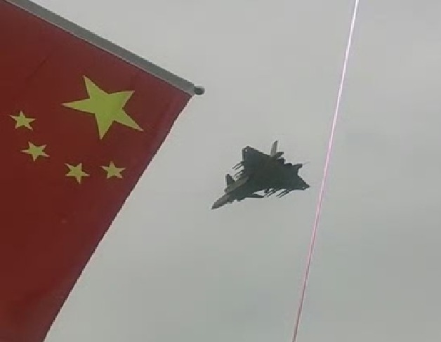 China Unveils ‘Mysterious’ Ghost Jet That Never Made It To Skies But Inspired J-10C & J-20 ...