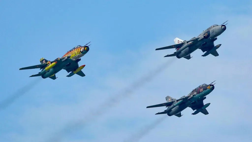 Sukhoi Su-22 Fitter Takes Final Flight! Poland Grounds Its Last Soviet ...