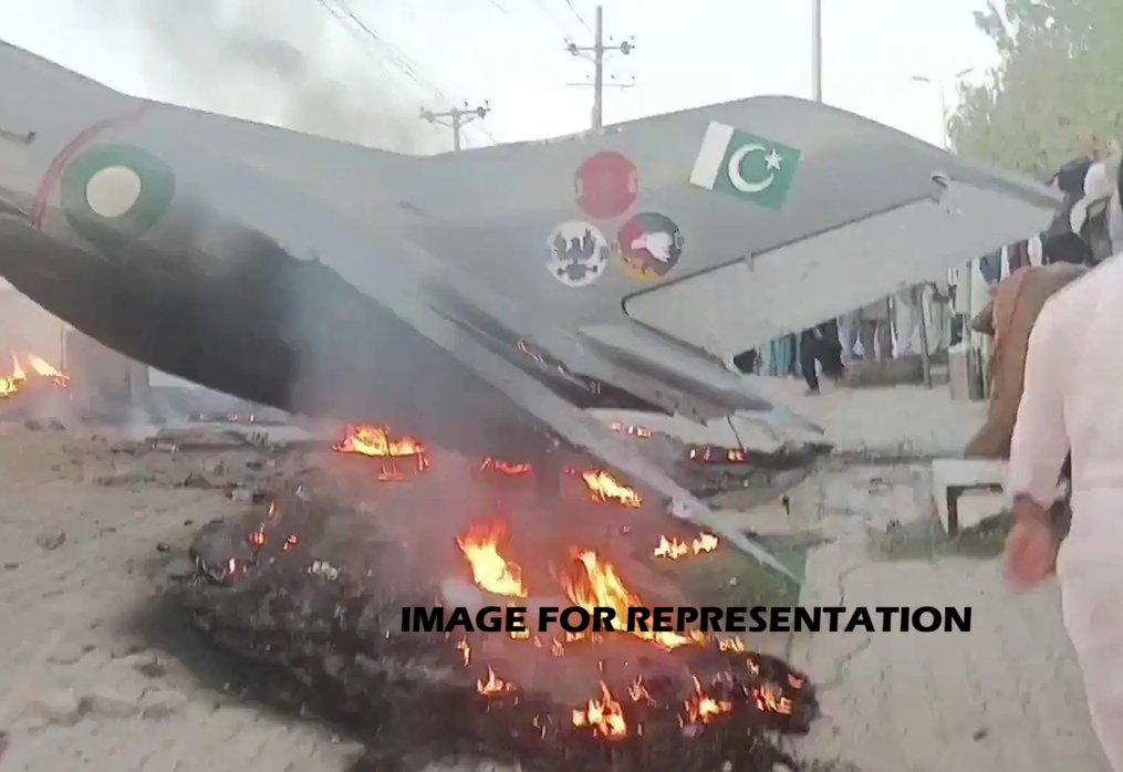 "Heavy Toll": Upto 9 Pakistani Fighter Jets Shot Down By India During ...