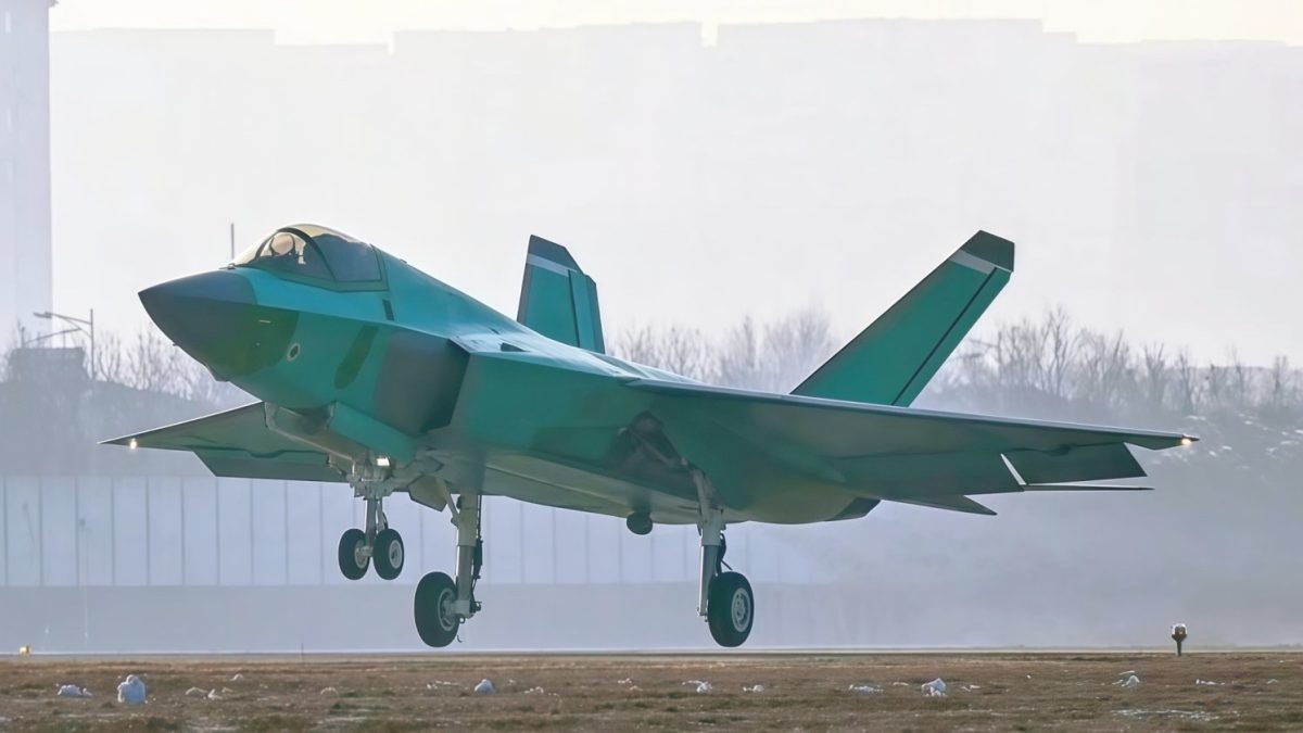 Challenger To U.S. F-35C, China’s Carrier-Capable J-35 Stealth Fighter ...